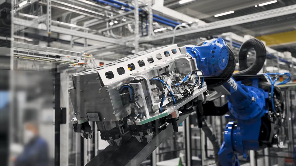 Kunststoffindustrie | EGS Automation - Automatisierungstechnik